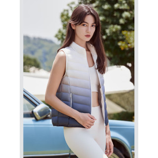 波司登女士羽绒马甲春秋季轻薄短款休闲背心外套B10131008 黑色渐变9C87 155/80A【报价 价格 评测 怎么样】 -什么值得买