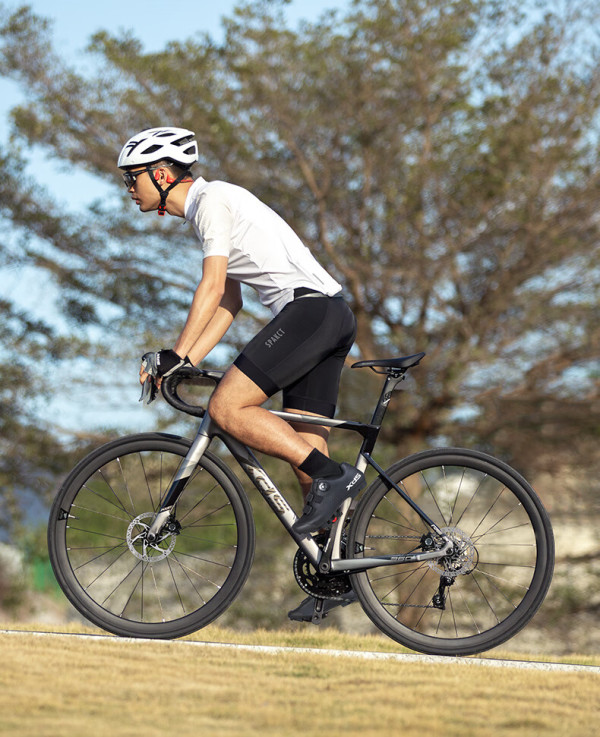 喜德盛（xds）公路自行车RS360成人骑行运动竞技赛车通勤变速车单车 RS360深灰/黑 540MM（185-195cm身高）【报价 价格 评测 怎么样】 -什么值得买