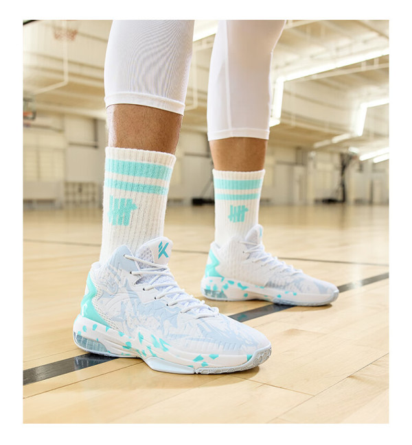 【省50元】安踏篮球鞋_安踏 KT3 Team篮球鞋男春夏季汤普森防滑耐磨减震学生男士实战运动鞋子多少钱-什么值得买